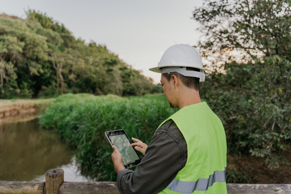 GEOLOGS - Cloud Based Borehole Logging Software